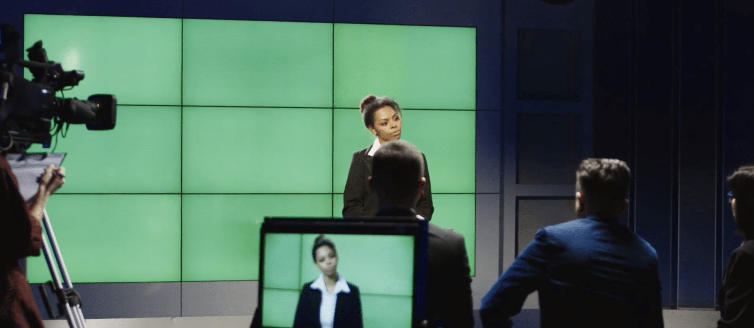 How to Use Green Screen Backgrounds in Your Video Content - Best Video ...